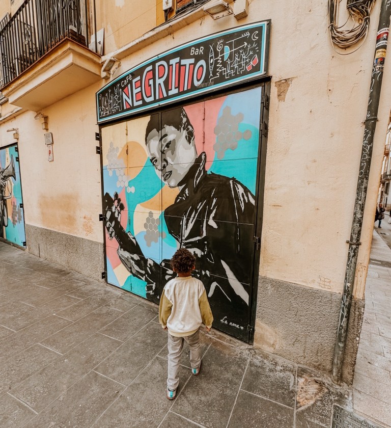 Street Art in Valencia: Where Llamas Wear Monocles & Kids Turn Critics ...